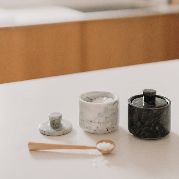 White Marble spice pinch pot / salt and pepper pot | HARRIS + HOME